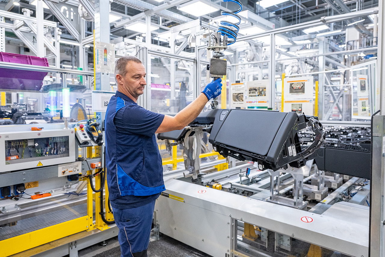 BMW iFACTORY: Tomorrow’s Production.